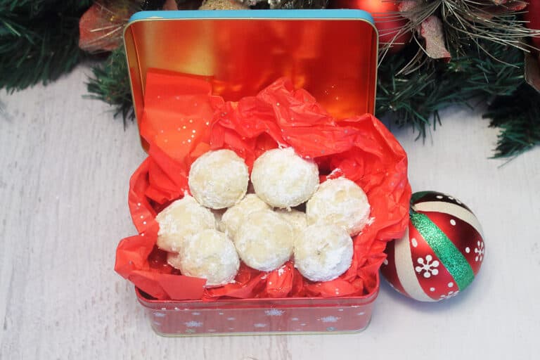 Brazil Nut Snowball Cookies - 2 Cookin Mamas