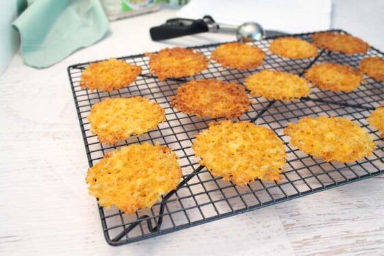 Cheesy Rice Crisps Appetizer - 2 Cookin Mamas