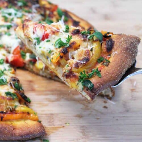 Go Meatless with Three Pepper Pizza