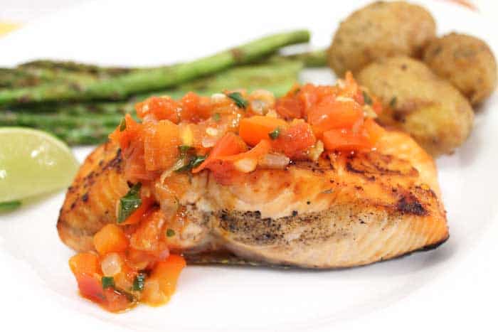 Grilled Salmon with Red Pepper Sauce