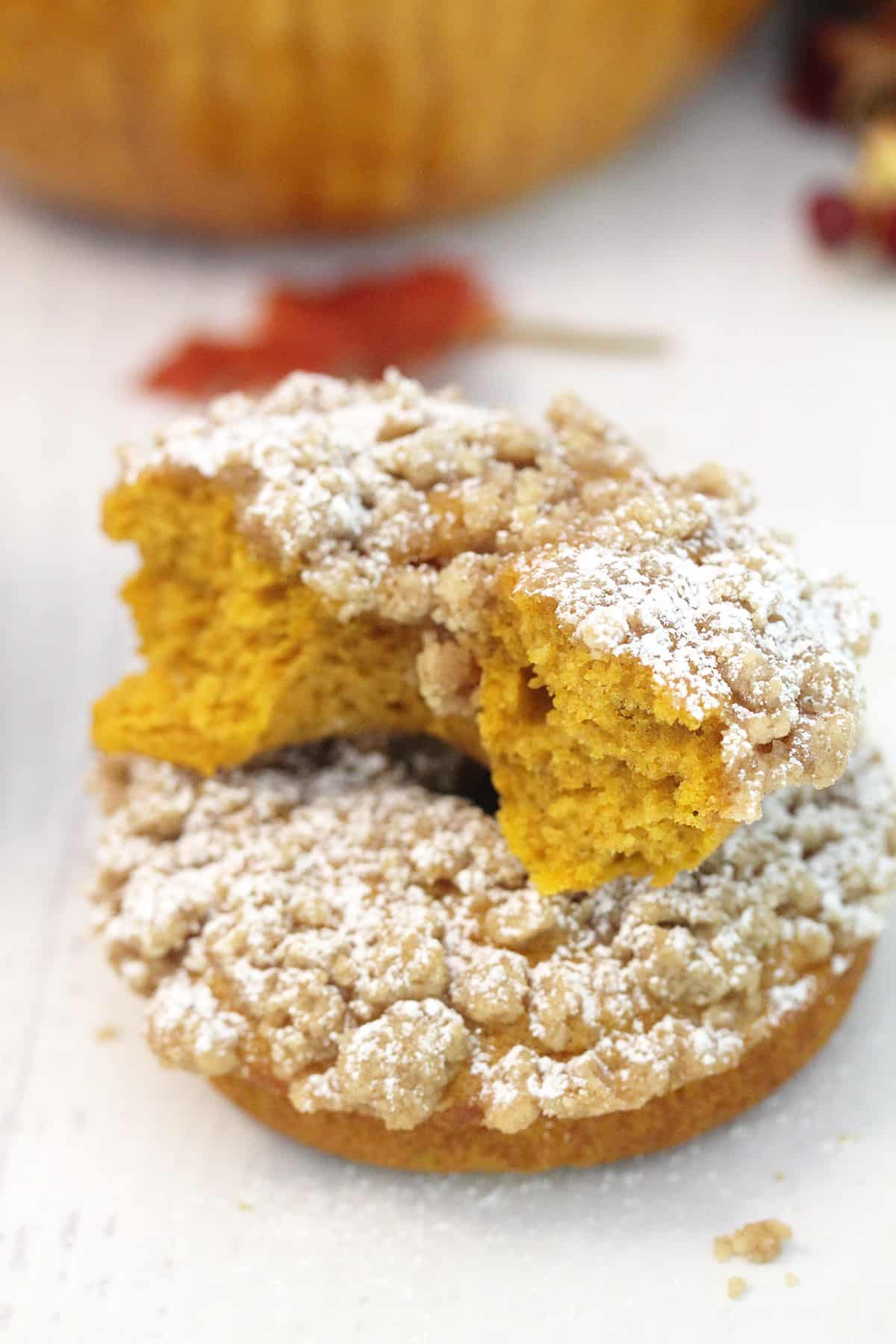 Baked Pumpkin Donuts with Crumb Topping