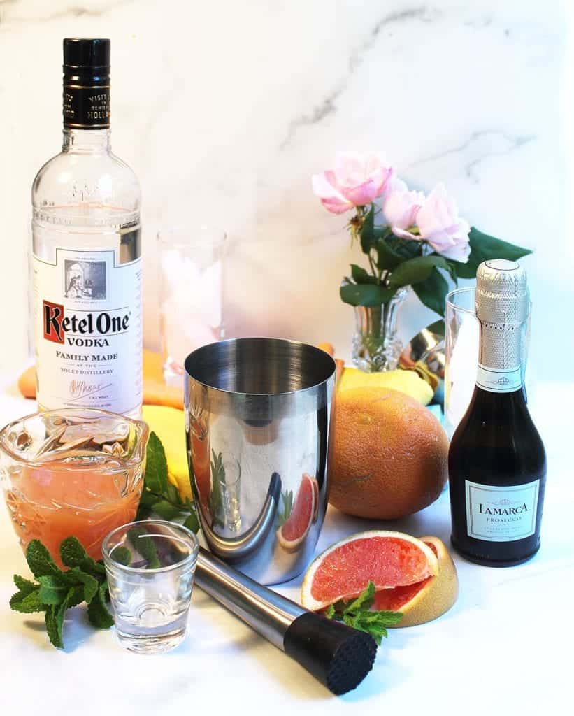 Sparkling Pink Greyhound Cocktail