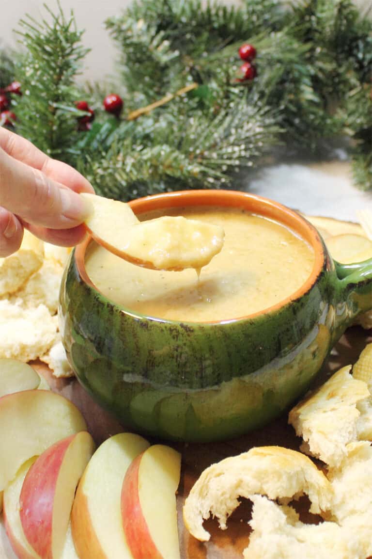 Melting Pot Cheddar Cheese Fondue Recipe - 2 Cookin Mamas