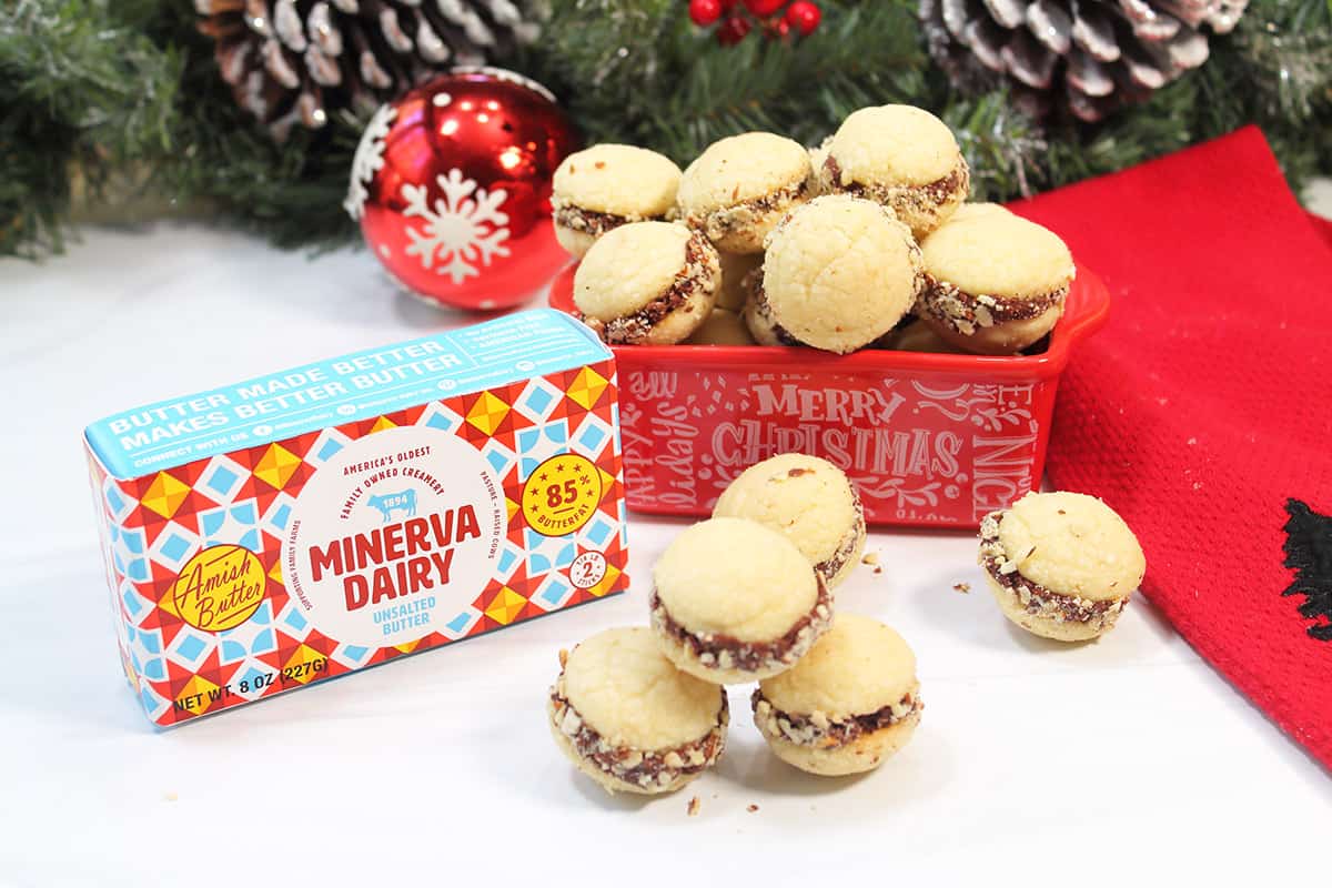 Almond Shortbread Cookies with Chocolate Filling