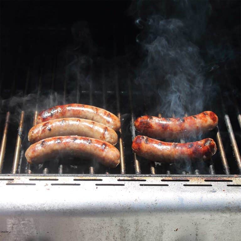 Grilled Bratwurst with Caramelized Onion and Fennel Relish