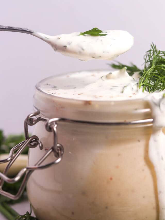 Creamy Herb Ranch Dressing - 2 Cookin Mamas